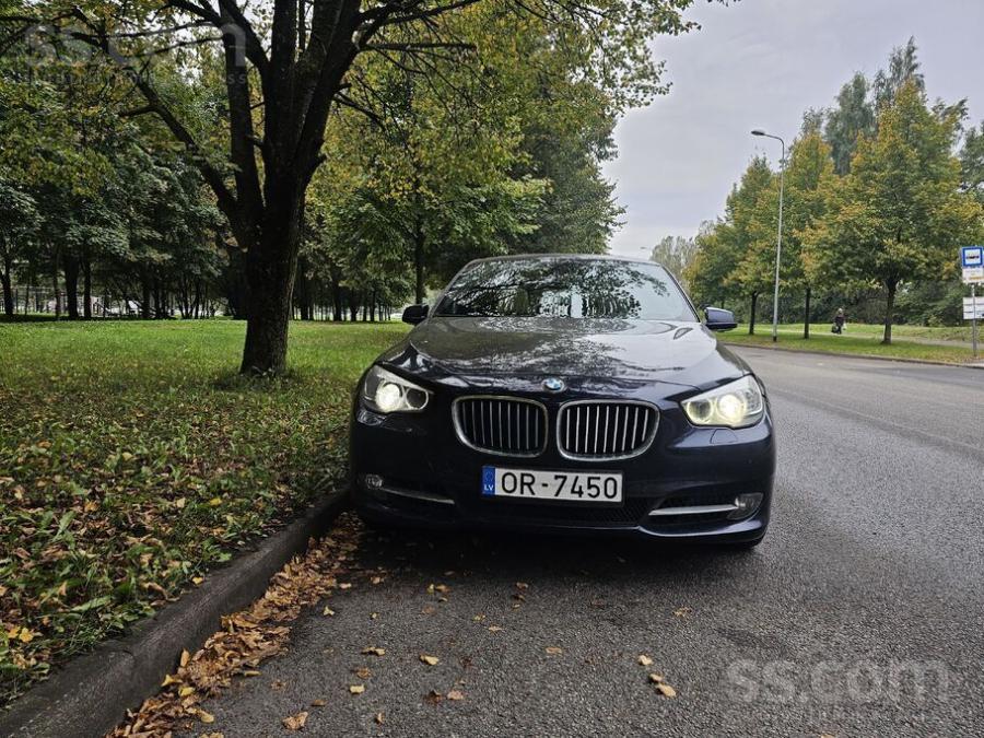 Zils BMW 530 2010 Rīga, ar dzinēja tilpumu 3.00 L un nobraukumu 0 tūkst. km par 4000 €, foto 3 vietnē AUTOMOTO.COM.LV