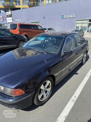 Blue BMW 530 1998 in Vilnius, with an engine capacity of 3.00 L and mileage of 360 thousand km for 1300 €, photo 10 on AUTOMOTO.COM.LV