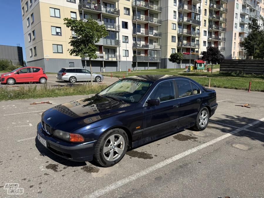 Blue BMW 530 1998 in Vilnius, with an engine capacity of 2.90 L and mileage of 367 thousand km for 1500 €, photo 4 on AUTOMOTO.COM.LV