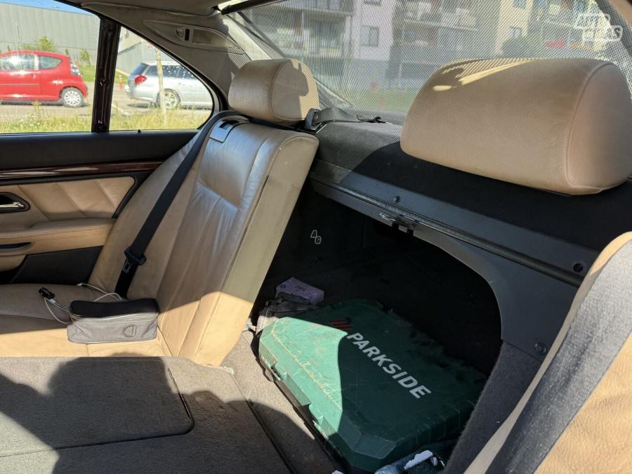 Blue BMW 530 1998 in Vilnius, with an engine capacity of 2.90 L and mileage of 367 thousand km for 1500 €, photo 9 on AUTOMOTO.COM.LV