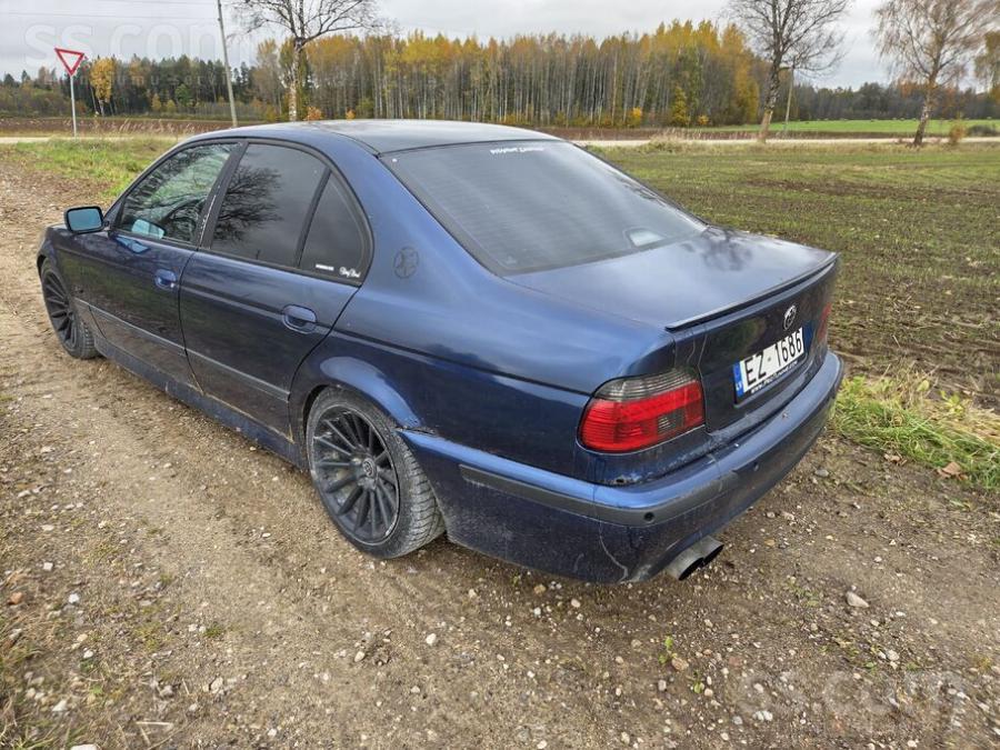 Blue BMW 530 1999 in Valmiera, with an engine capacity of 3.00 L and mileage of 0 thousand km for 1780 €, photo 7 on AUTOMOTO.COM.LV