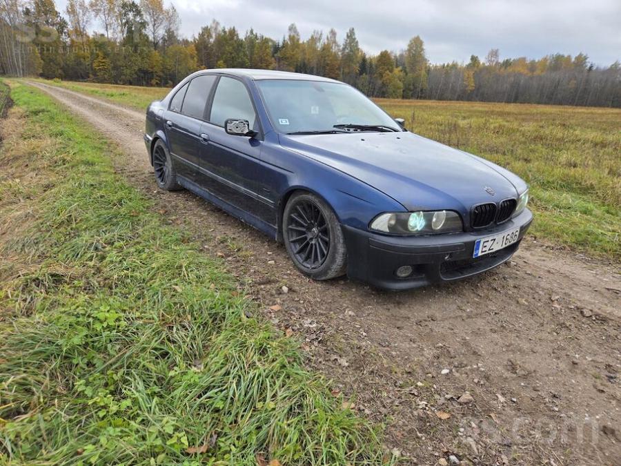 Blue BMW 530 1999 in Valmiera, with an engine capacity of 3.00 L and mileage of 0 thousand km for 1780 €, photo 9 on AUTOMOTO.COM.LV