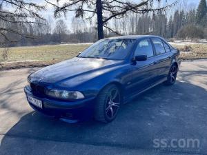 Zils BMW 530 1999 Rīga, ar dzinēja tilpumu 3.00 L un nobraukumu 289 tūkst. km par 1800 €, foto 8 vietnē AUTOMOTO.COM.LV