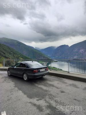 Blue BMW 530 2000 in Talsi, with an engine capacity of 3.00 L and mileage of 440 thousand km for 1500 €, photo 5 on AUTOMOTO.COM.LV