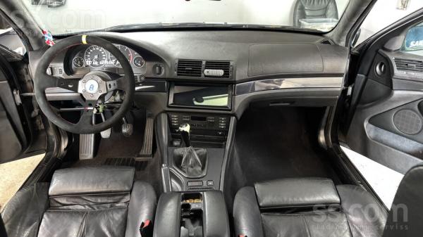 Zils BMW 530 2001 Saldus, ar dzinēja tilpumu 3.00 L un nobraukumu 458 tūkst. km par 1150 €, foto 4 vietnē AUTOMOTO.COM.LV
