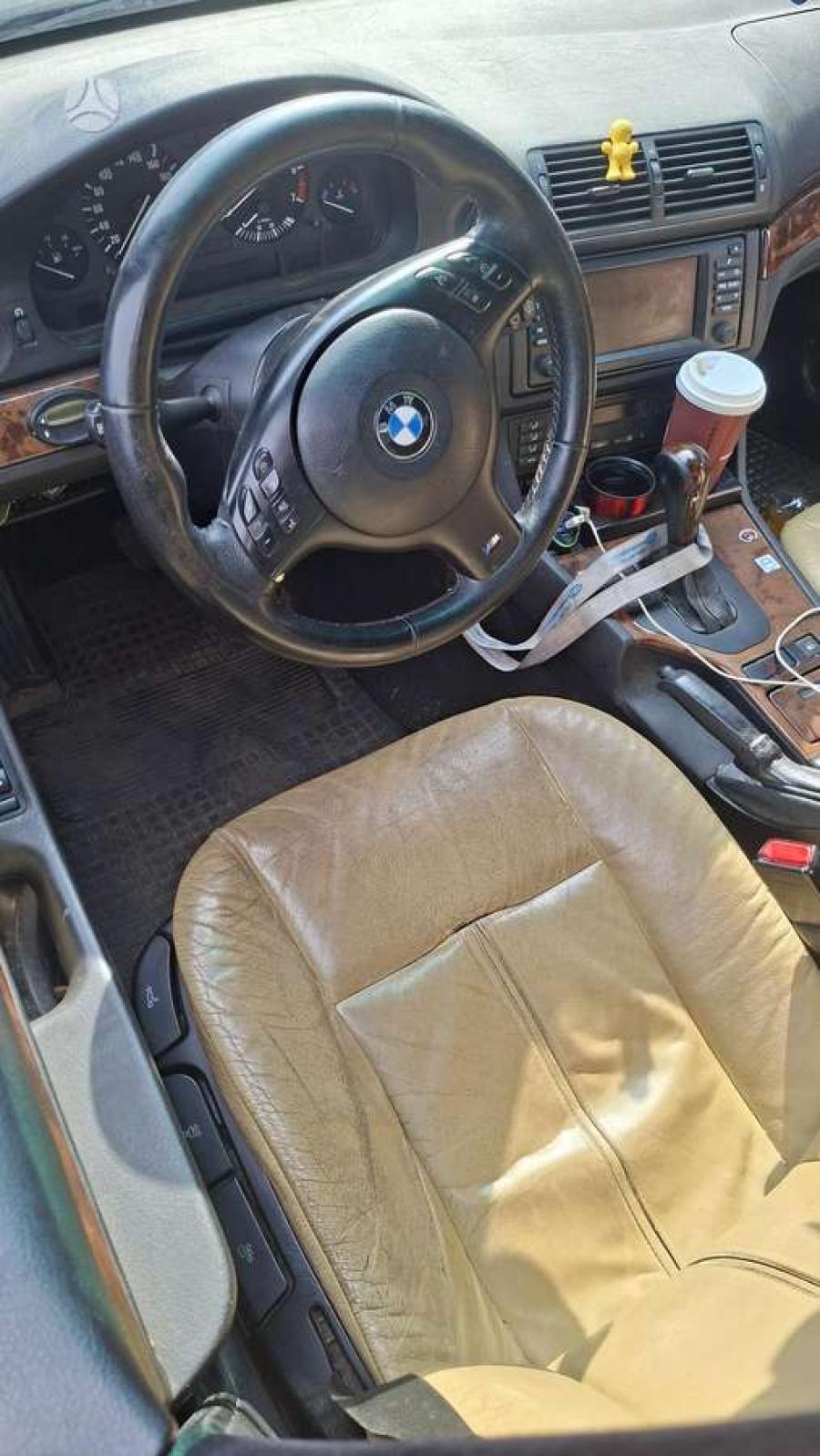 Blue BMW 530 2001 in Vilnius, with an engine capacity of 3.00 L and mileage of 320 thousand km for 2500 €, photo 10 on AUTOMOTO.COM.LV