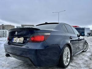 Blue BMW 530 2003 in Vilnius, with an engine capacity of 3.00 L and mileage of 369 thousand km for 3350 €, photo 2 on AUTOMOTO.COM.LV