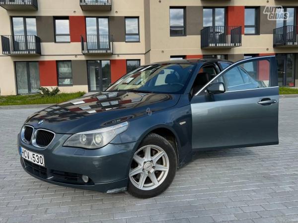 Zils BMW 530 2003 Viļņa, ar dzinēja tilpumu 3.00 L un nobraukumu 376 tūkst. km par 2450 €, foto 3 vietnē AUTOMOTO.COM.LV
