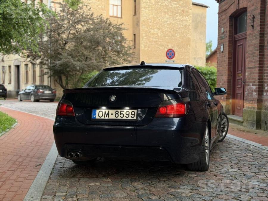 Синий БМВ 530 2003 в Цесис, объемом двигателя 3.00 л и пробегом 371 тыс. км за 4490 €, фото 4 на AUTOMOTO.COM.LV