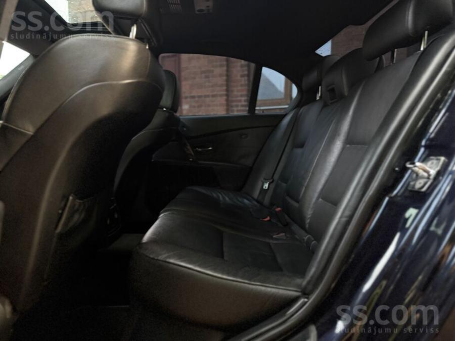 Синий БМВ 530 2003 в Цесис, объемом двигателя 3.00 л и пробегом 371 тыс. км за 4490 €, фото 19 на AUTOMOTO.COM.LV