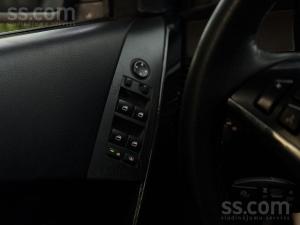 Синий БМВ 530 2003 в Цесис, объемом двигателя 3.00 л и пробегом 371 тыс. км за 4490 €, фото 29 на AUTOMOTO.COM.LV