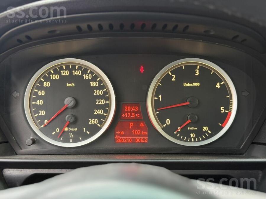 Blue BMW 530 2003 in Jelgava, with an engine capacity of 3.00 L and mileage of 260 thousand km for 6200 €, photo 32 on AUTOMOTO.COM.LV