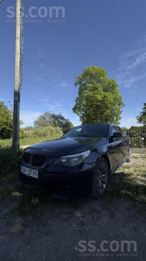 Blue BMW 530 2003 in Jelgava, with an engine capacity of 3.00 L and mileage of 288 thousand km for 4000 €, photo  on AUTOMOTO.COM.LV