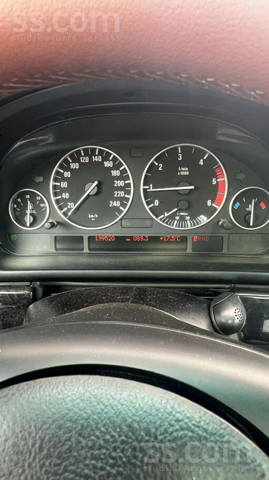 Blue BMW 530 2003 in Ventspils, with an engine capacity of 3.00 L and mileage of 199 thousand km for 7000 €, photo 8 on AUTOMOTO.COM.LV
