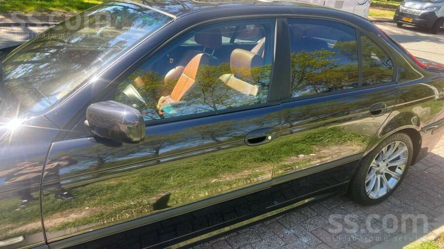 Blue BMW 530 2003 in Ventspils, with an engine capacity of 3.00 L and mileage of 199 thousand km for 7000 €, photo 9 on AUTOMOTO.COM.LV