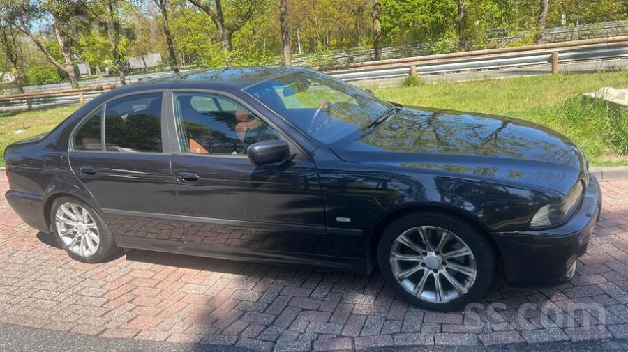 Blue BMW 530 2003 in Ventspils, with an engine capacity of 3.00 L and mileage of 199 thousand km for 7000 €, photo 11 on AUTOMOTO.COM.LV