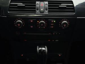 Синий БМВ 530 2003 в Цесис, объемом двигателя 3.00 л и пробегом 371 тыс. км за 4990 €, фото 25 на AUTOMOTO.COM.LV