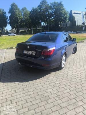 Zils BMW 530 2003 Klaipėda, ar dzinēja tilpumu 3.00 L un nobraukumu 333 tūkst. km par 2700 €, foto 5 vietnē AUTOMOTO.COM.LV