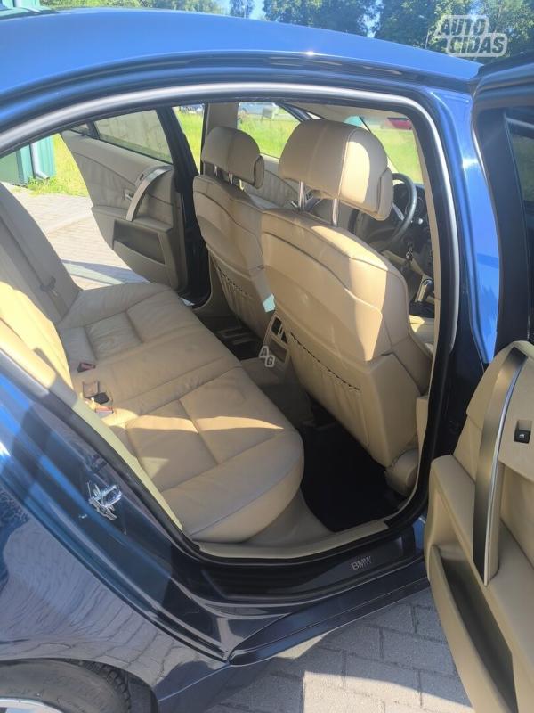 Zils BMW 530 2003 Klaipėda, ar dzinēja tilpumu 3.00 L un nobraukumu 333 tūkst. km par 2700 €, foto 6 vietnē AUTOMOTO.COM.LV