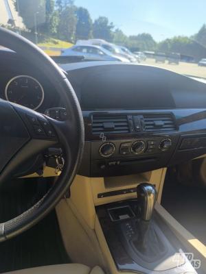 Zils BMW 530 2003 Klaipėda, ar dzinēja tilpumu 3.00 L un nobraukumu 333 tūkst. km par 2700 €, foto 11 vietnē AUTOMOTO.COM.LV