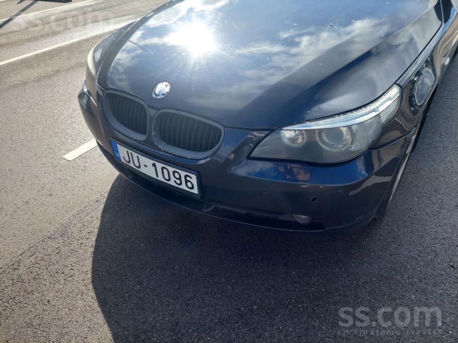 Blue BMW 530 2003 in Riga, with an engine capacity of 3.00 L and mileage of 444 thousand km for 1800 €, photo 5 on AUTOMOTO.COM.LV