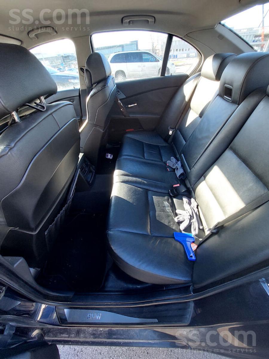 Blue BMW 530 2003 in Riga, with an engine capacity of 3.00 L and mileage of 444 thousand km for 1800 €, photo 12 on AUTOMOTO.COM.LV