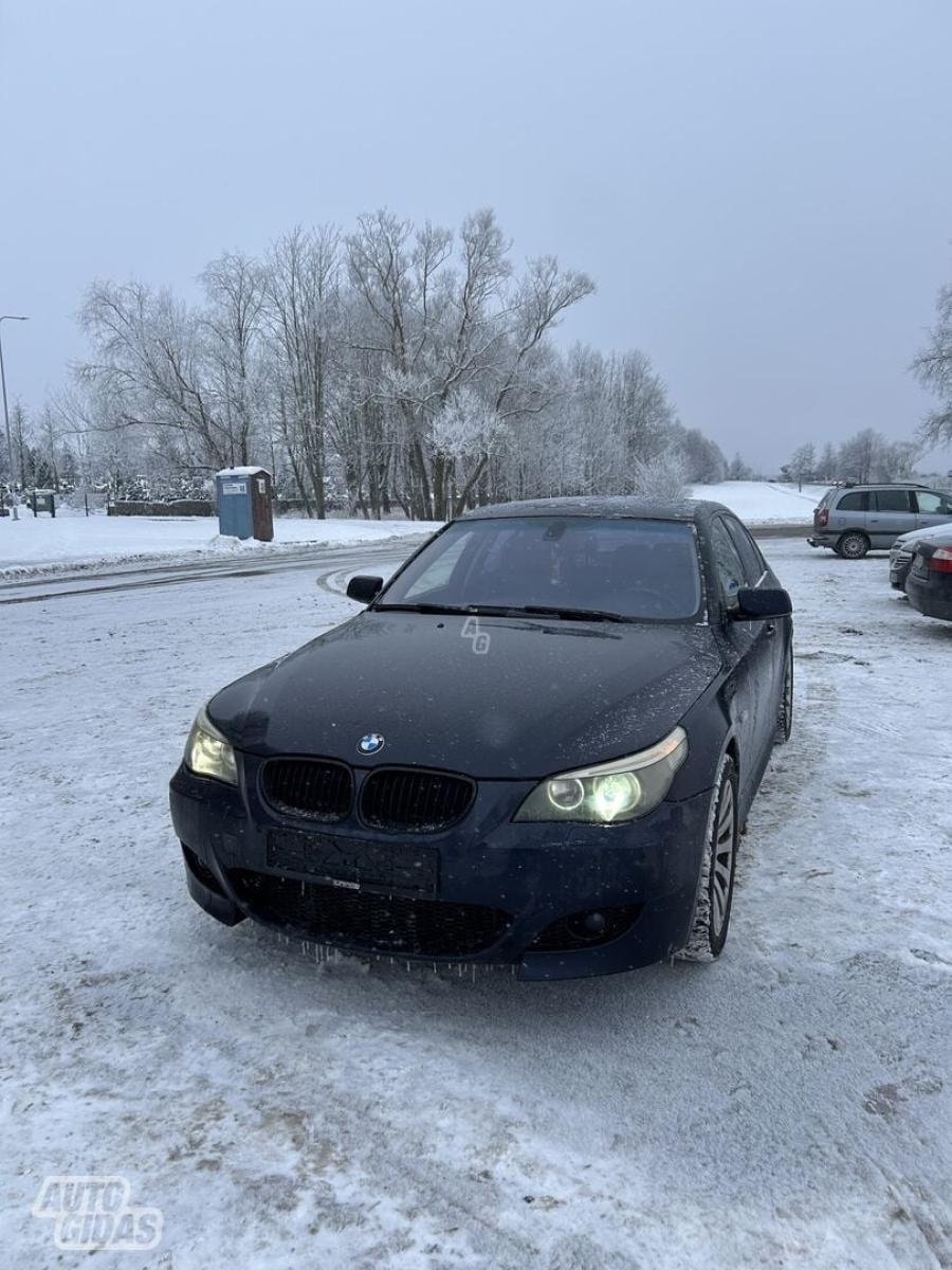 Blue BMW 530 2004 in Siauliai, with an engine capacity of 3.00 L and mileage of 390 thousand km for 3600 €, photo 1 on AUTOMOTO.COM.LV