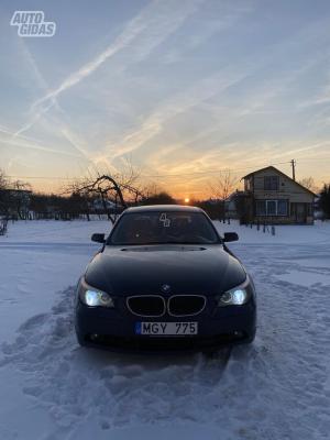 Zils BMW 530 2004 Vilkaviškis, ar dzinēja tilpumu 3.00 L un nobraukumu 347 tūkst. km par 3350 €, foto  vietnē AUTOMOTO.COM.LV