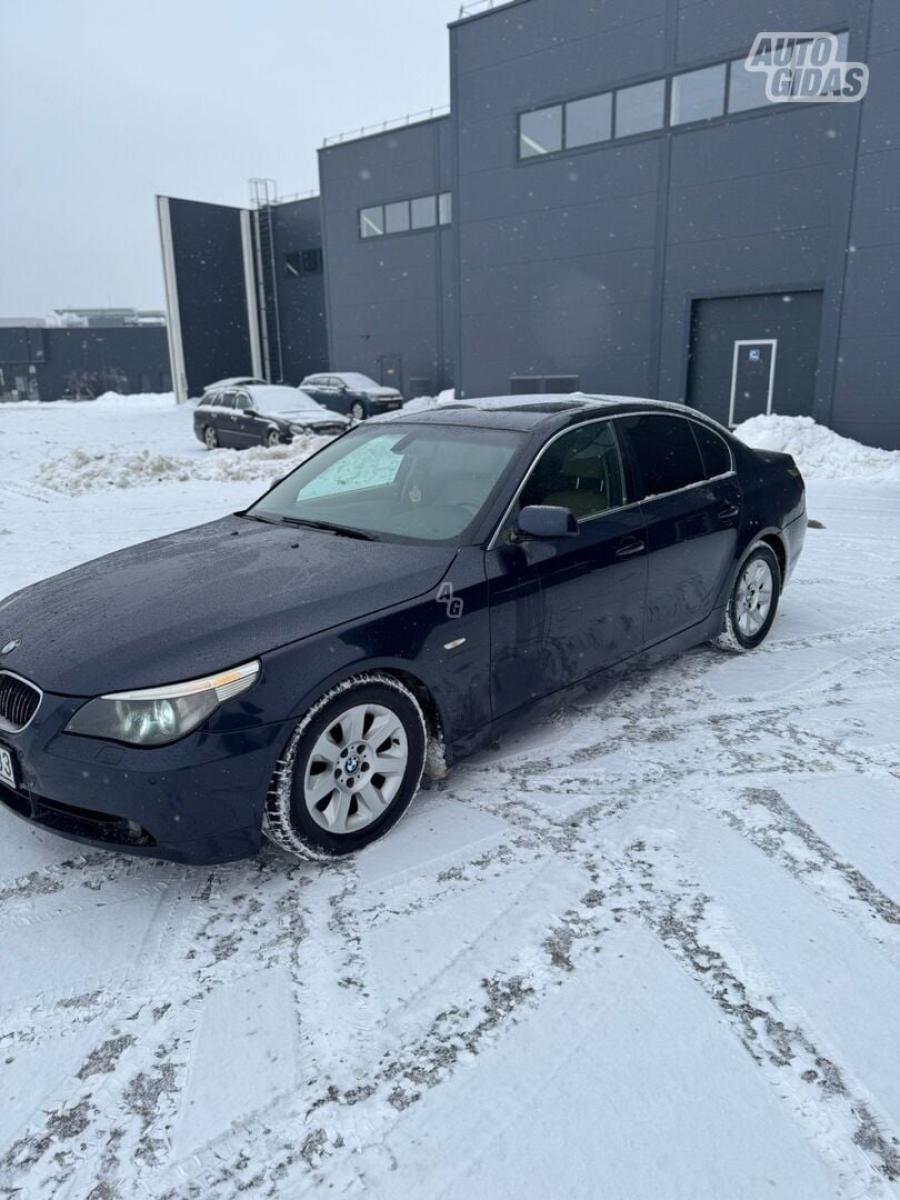 Zils BMW 530 2004 Kauņa, ar dzinēja tilpumu 3.00 L un nobraukumu 477 tūkst. km par 2550 €, foto 7 vietnē AUTOMOTO.COM.LV