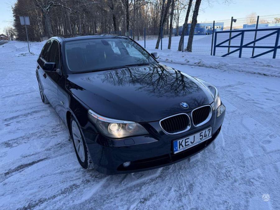 Zils BMW 530 2004 Alīta, ar dzinēja tilpumu 2.99 L un nobraukumu 427 tūkst. km par 3400 €, foto 1 vietnē AUTOMOTO.COM.LV