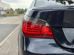 Zils BMW 530 2004 Jelgava, ar dzinēja tilpumu 3.00 L un nobraukumu 260 tūkst. km par 6200 €, foto 13 vietnē AUTOMOTO.COM.LV