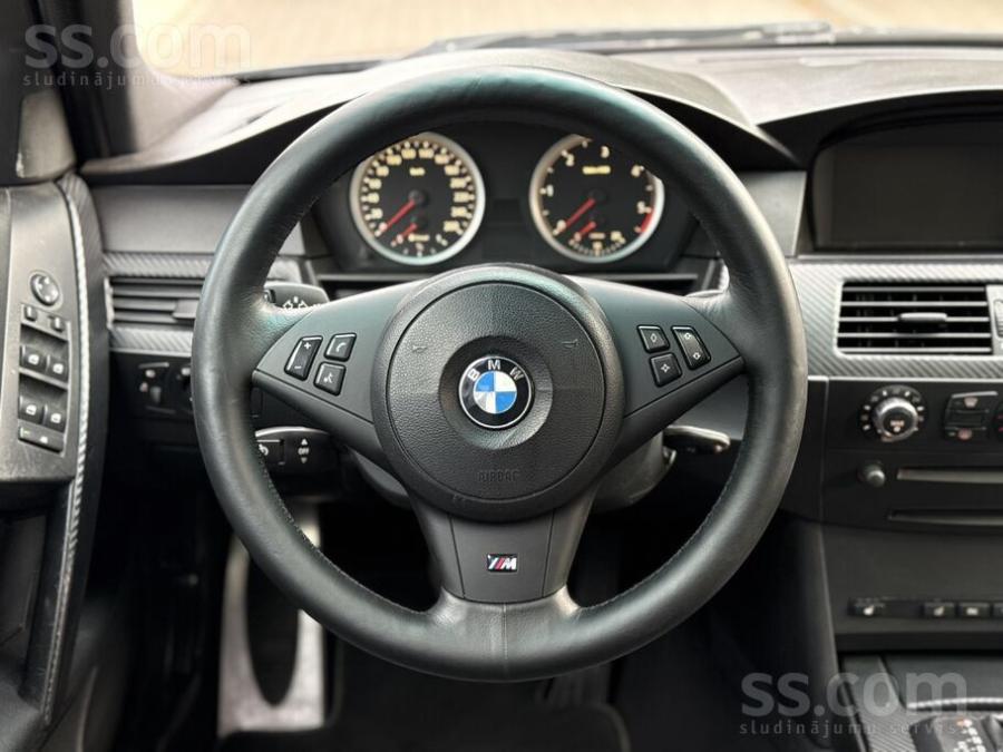 Zils BMW 530 2004 Jelgava, ar dzinēja tilpumu 3.00 L un nobraukumu 260 tūkst. km par 6200 €, foto 27 vietnē AUTOMOTO.COM.LV