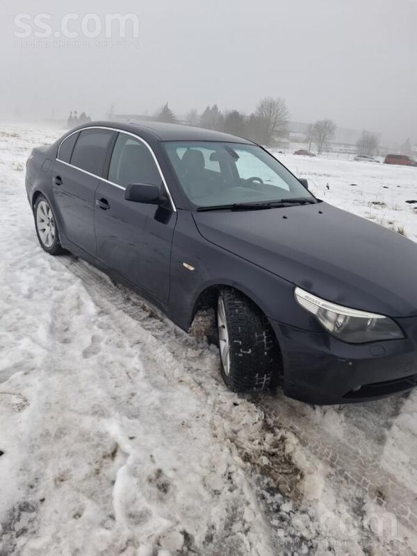 Синий БМВ 530 2004 в Рига, объемом двигателя 3.00 л и пробегом 420 тыс. км за 2800 €, фото 2 на AUTOMOTO.COM.LV