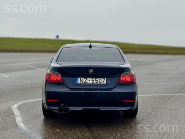 Blue BMW 530 2004 in Cesis, with an engine capacity of 3.00 L and mileage of 398 thousand km for 4700 €, photo 8 on AUTOMOTO.COM.LV