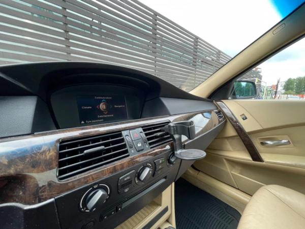 Zils BMW 530 2004 Rīga, ar dzinēja tilpumu 3.00 L un nobraukumu 0 tūkst. km par 4200 €, foto 10 vietnē AUTOMOTO.COM.LV