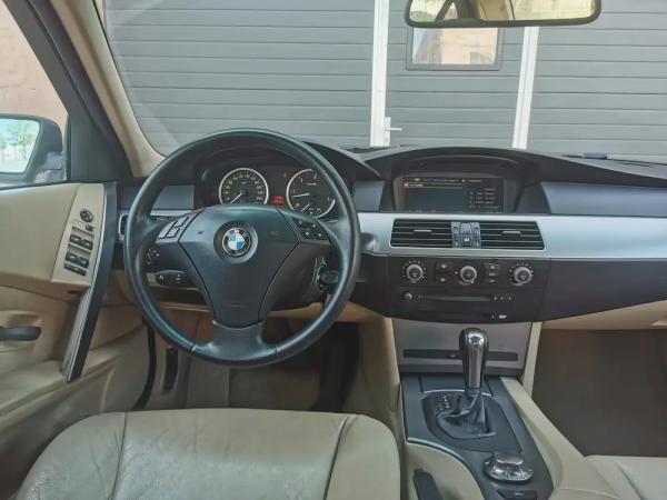 Zils BMW 530 2004 Rīga, ar dzinēja tilpumu 3.00 L un nobraukumu 382 tūkst. km par 3490 €, foto 8 vietnē AUTOMOTO.COM.LV