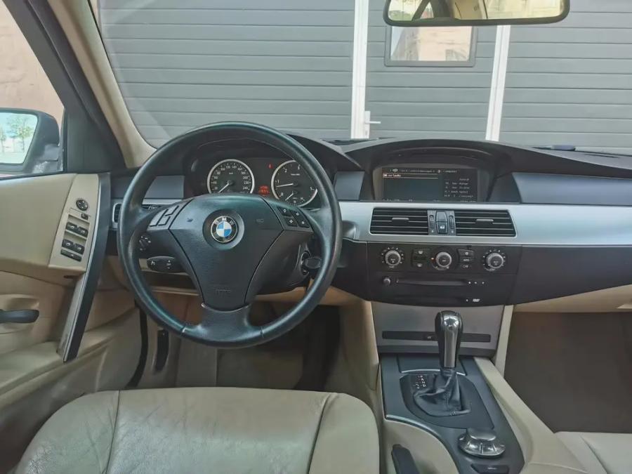 Zils BMW 530 2004 Rīga, ar dzinēja tilpumu 3.00 L un nobraukumu 382 tūkst. km par 3490 €, foto 9 vietnē AUTOMOTO.COM.LV