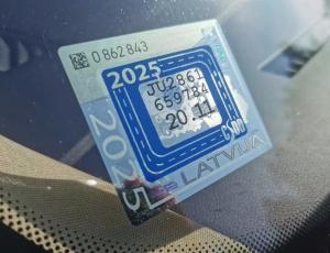 Zils BMW 530 2004 Rīga, ar dzinēja tilpumu 3.00 L un nobraukumu 382 tūkst. km par 3490 €, foto 15 vietnē AUTOMOTO.COM.LV