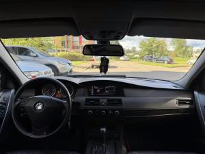 Zils BMW 530 2004 Rīga, ar dzinēja tilpumu 3.00 L un nobraukumu 251 tūkst. km par 3990 €, foto 10 vietnē AUTOMOTO.COM.LV