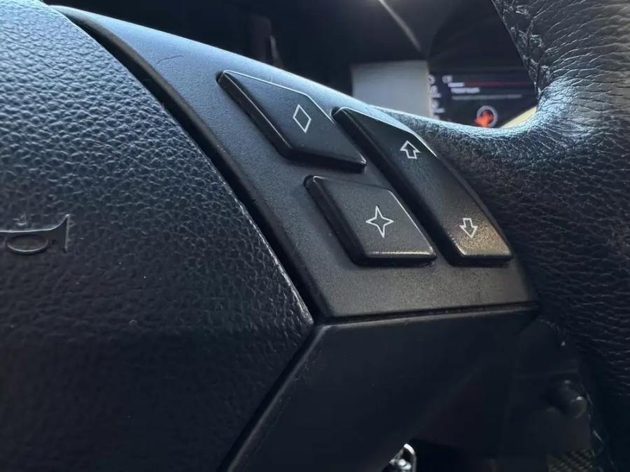 Zils BMW 530 2004 Rīga, ar dzinēja tilpumu 3.00 L un nobraukumu 251 tūkst. km par 3990 €, foto 29 vietnē AUTOMOTO.COM.LV