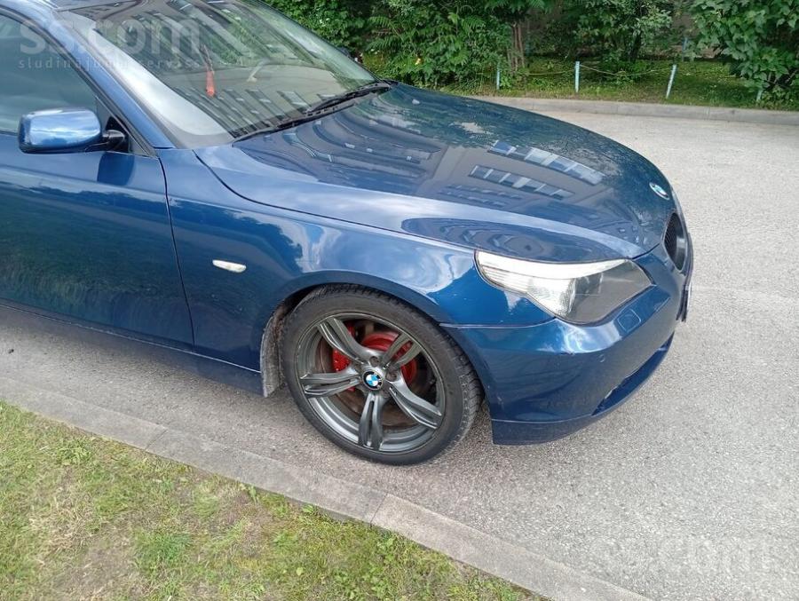 Blue BMW 530 2004 in Daugavpils, with an engine capacity of 3.00 L and mileage of 348 thousand km for 4050 €, photo 3 on AUTOMOTO.COM.LV