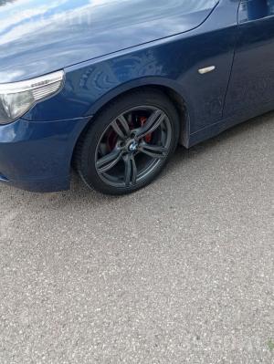 Blue BMW 530 2004 in Daugavpils, with an engine capacity of 3.00 L and mileage of 348 thousand km for 4050 €, photo 11 on AUTOMOTO.COM.LV