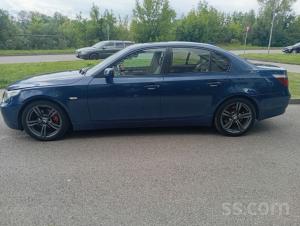 Blue BMW 530 2004 in Daugavpils, with an engine capacity of 3.00 L and mileage of 348 thousand km for 4050 €, photo 15 on AUTOMOTO.COM.LV