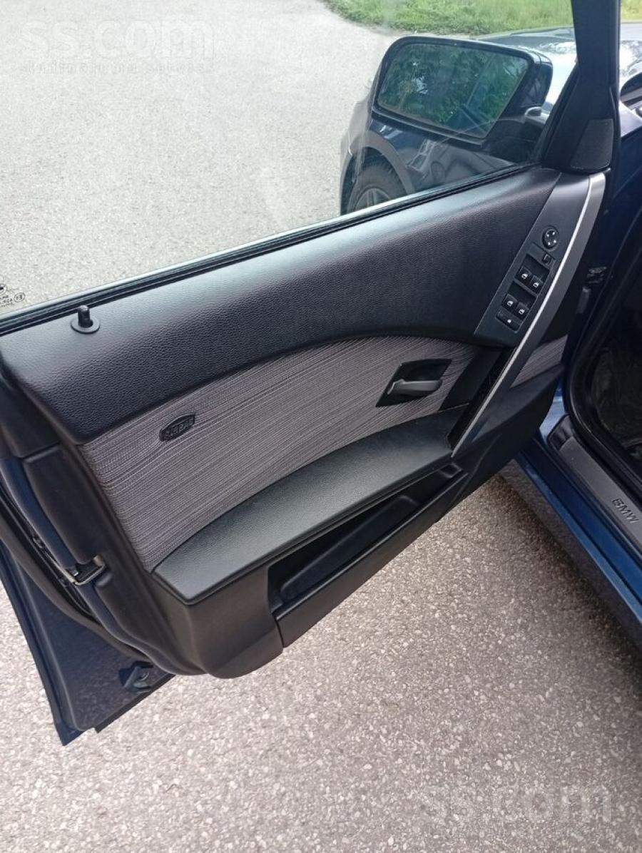Blue BMW 530 2004 in Daugavpils, with an engine capacity of 3.00 L and mileage of 348 thousand km for 4050 €, photo 18 on AUTOMOTO.COM.LV