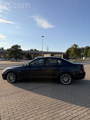 Blue BMW 530 2004 in Riga, with an engine capacity of 3.00 L and mileage of 365 thousand km for 3300 €, photo 6 on AUTOMOTO.COM.LV