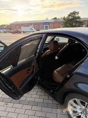 Blue BMW 530 2004 in Riga, with an engine capacity of 3.00 L and mileage of 365 thousand km for 3300 €, photo 9 on AUTOMOTO.COM.LV