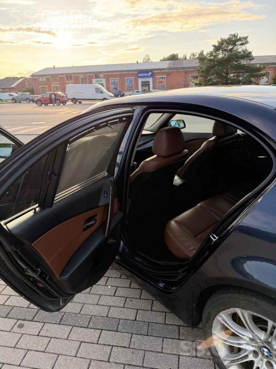 Blue BMW 530 2004 in Riga, with an engine capacity of 3.00 L and mileage of 365 thousand km for 3300 €, photo 9 on AUTOMOTO.COM.LV