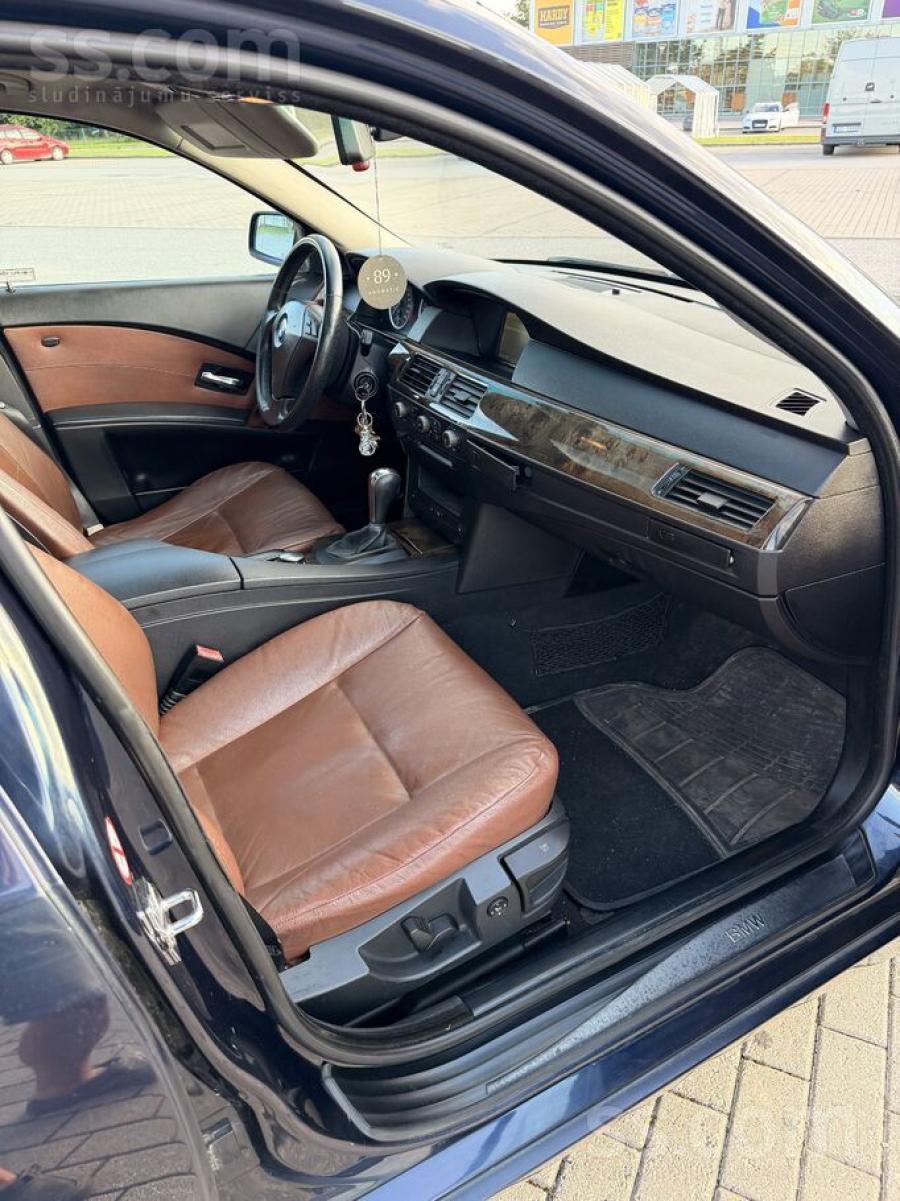 Blue BMW 530 2004 in Riga, with an engine capacity of 3.00 L and mileage of 365 thousand km for 3300 €, photo 10 on AUTOMOTO.COM.LV
