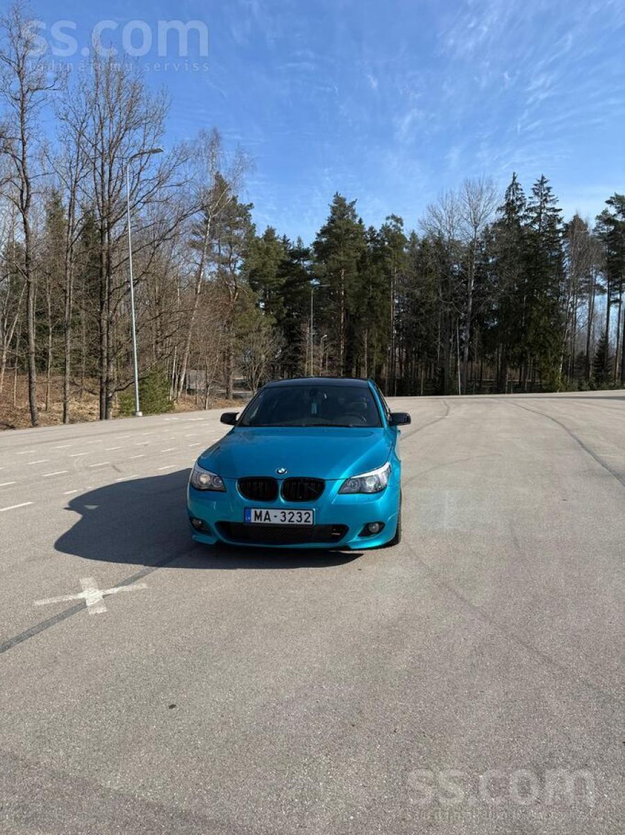 Blue BMW 530 2004 in Madona, with an engine capacity of 3.00 L and mileage of 321 thousand km for 4500 €, photo 5 on AUTOMOTO.COM.LV