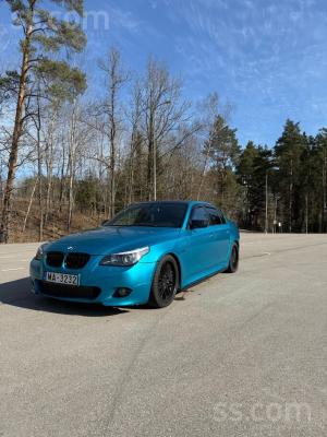 Blue BMW 530 2004 in Madona, with an engine capacity of 3.00 L and mileage of 321 thousand km for 4500 €, photo 8 on AUTOMOTO.COM.LV